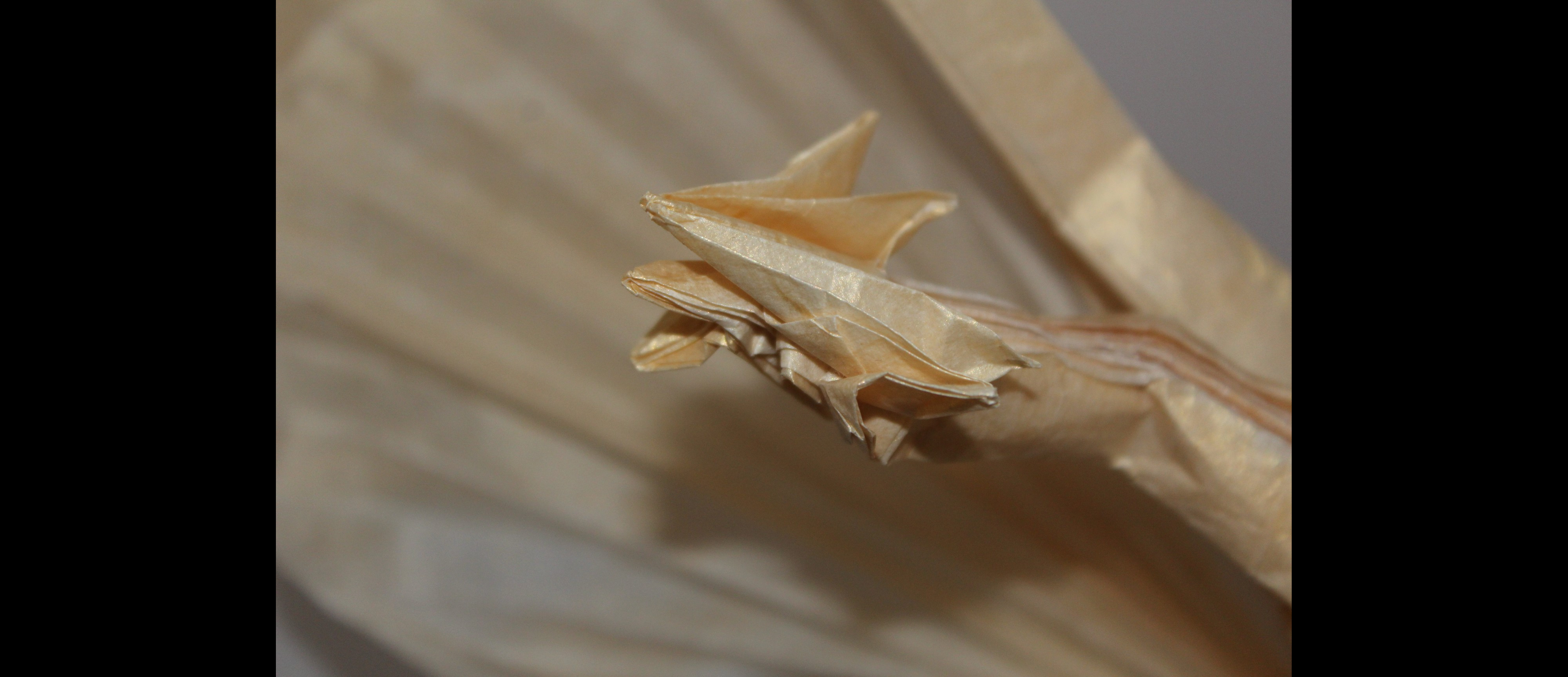 King Ghidorah – Caged Scorpion Origami